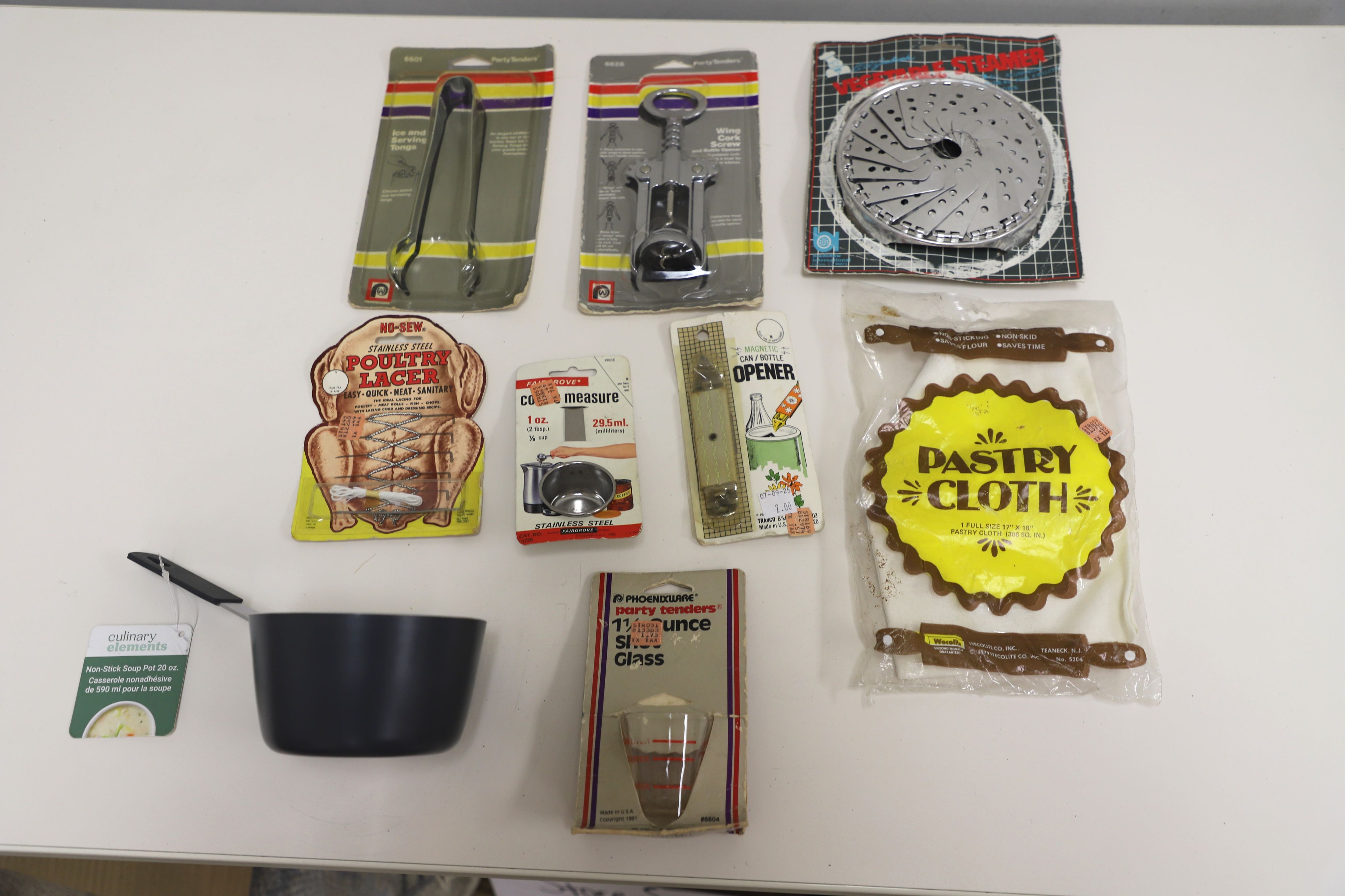 Vintage Kitchen Essentials Starter Set – Memphis ReStore Online